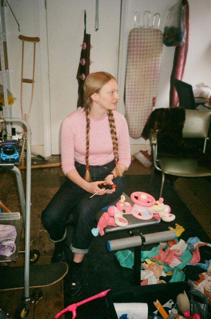 Studio Visit with artist Rosie Gibbens — DATEAGLE ART